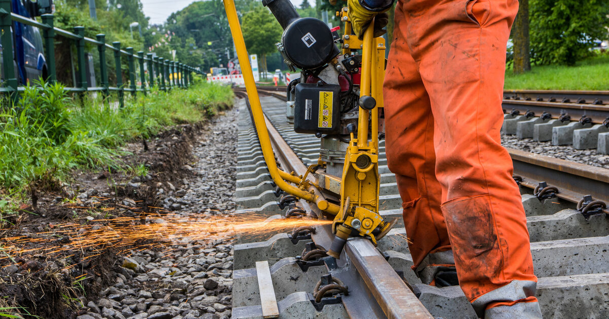 Q&A with Robert Dempsey | Coyle Rail National Apprenticeship Week 2025 ...
